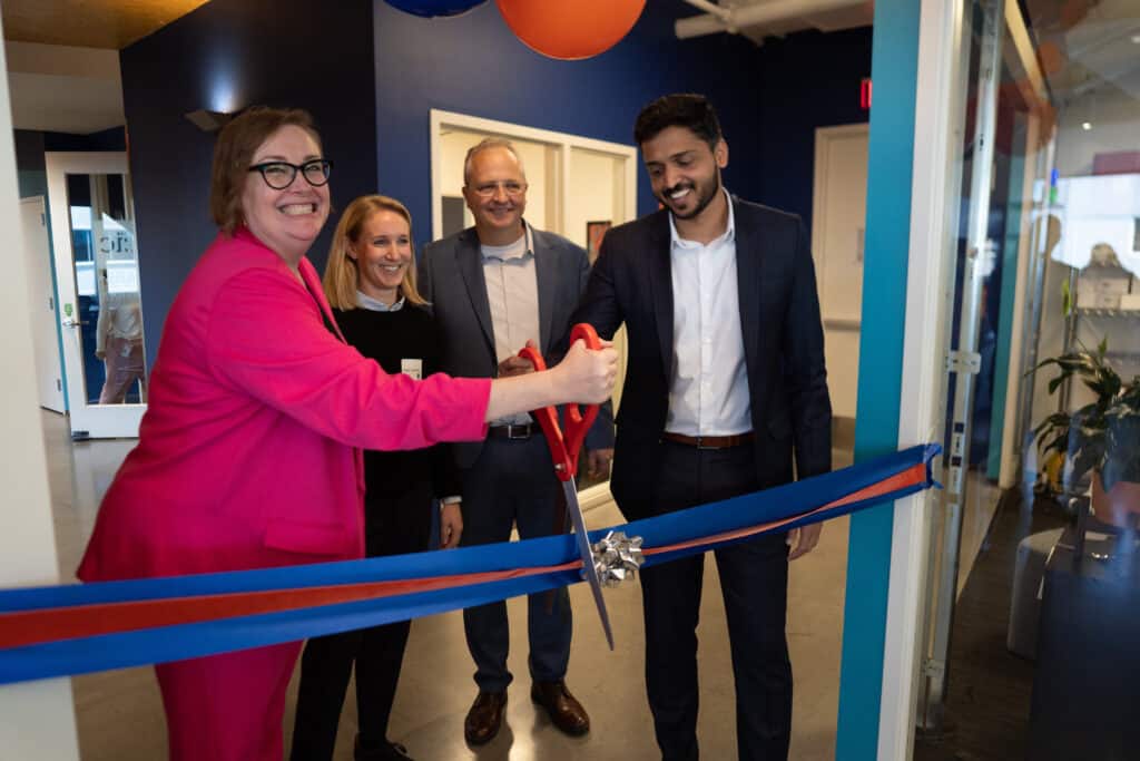 ZEISS Microscopy Solutions Center Launches at CIC Philadelphia Bringing ...