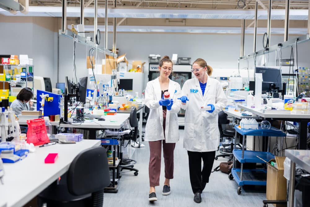 How to Build a Strong Culture Within Your Lab | CIC